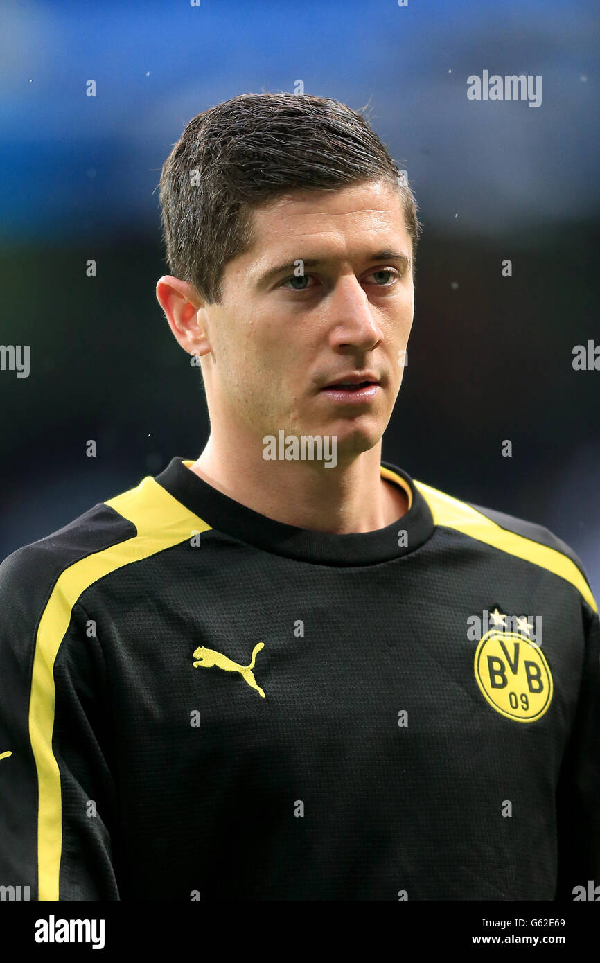 Robert lewandowski portrait hi-res stock photography and images - Alamy