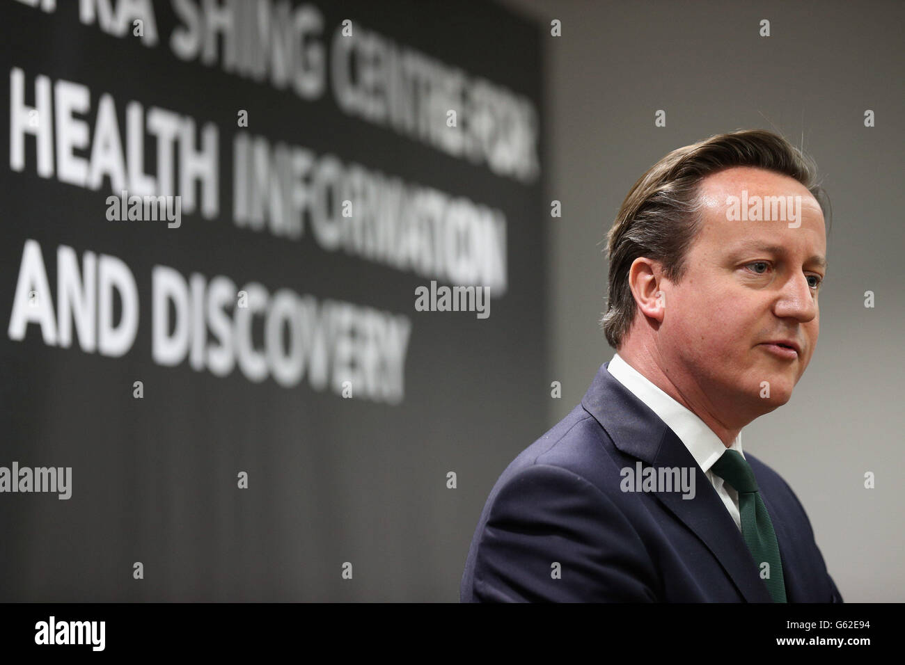 David Cameron Visiting Oxford University Stock Photo - Alamy