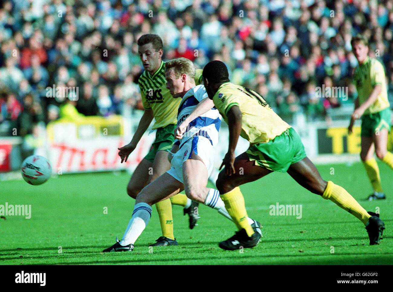 Soccersearch hi-res stock photography and images - Alamy