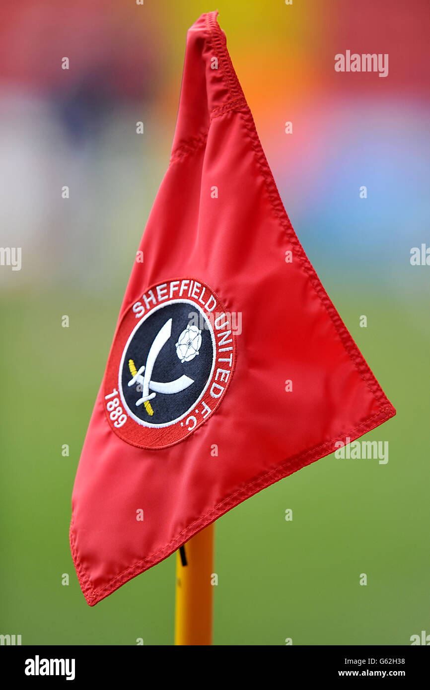Detail of the sheffield united badge on a flag hi-res stock photography ...