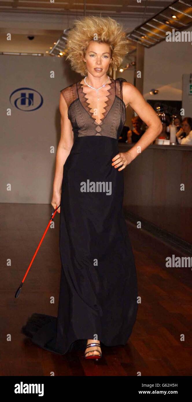 Richard kinloch hi-res stock photography and images - Alamy