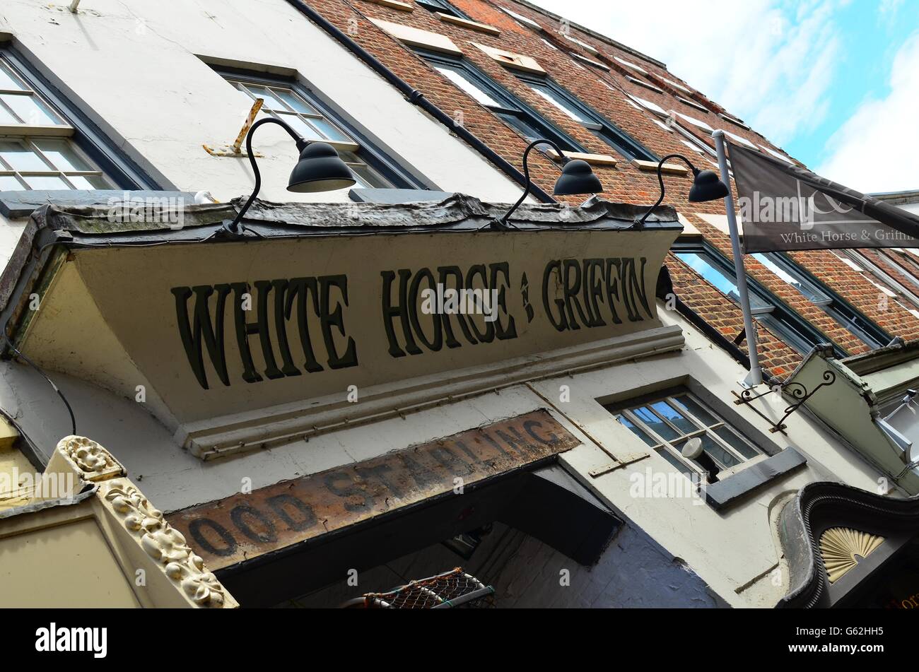 Shop in the Old town centre, Whitby, East Coast, North Yorkshire ...