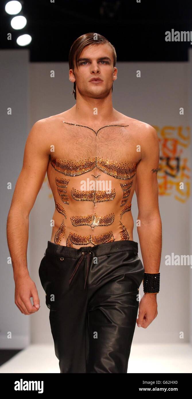 J Maskrey - London Fashion Week Stock Photo - Alamy