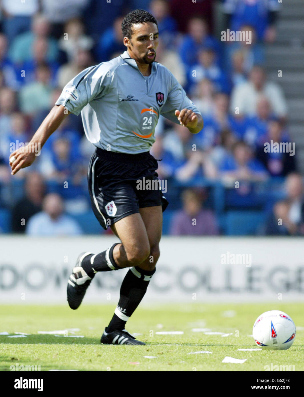 Paul ifill millwall hi-res stock photography and images - Alamy