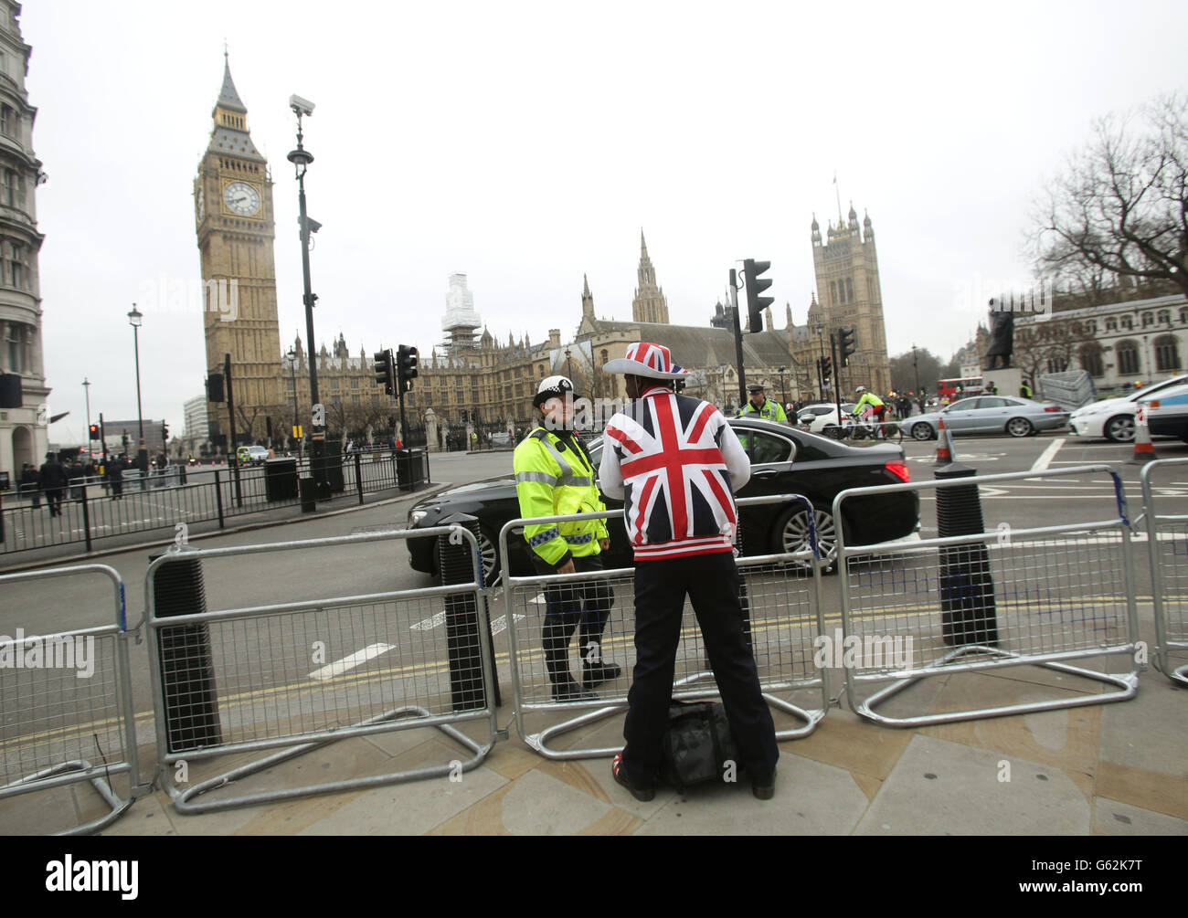 Margaret thatcher parliament hat hi-res stock photography and images ...