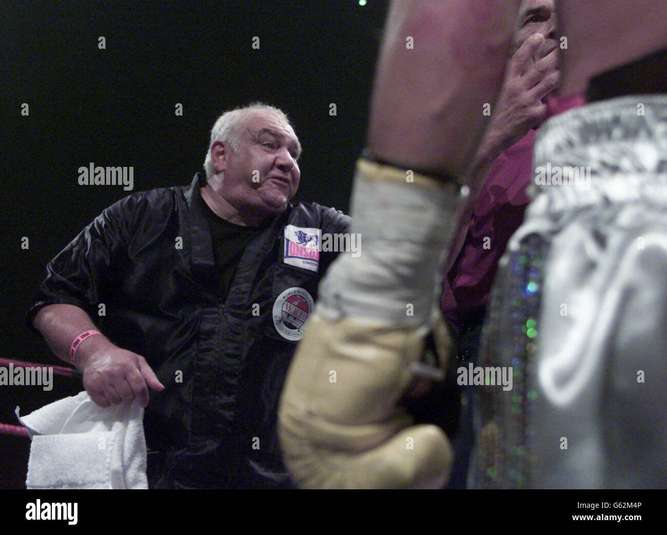 Darkie Smith (left) father and cornerman to challenger Stephy Smith ...