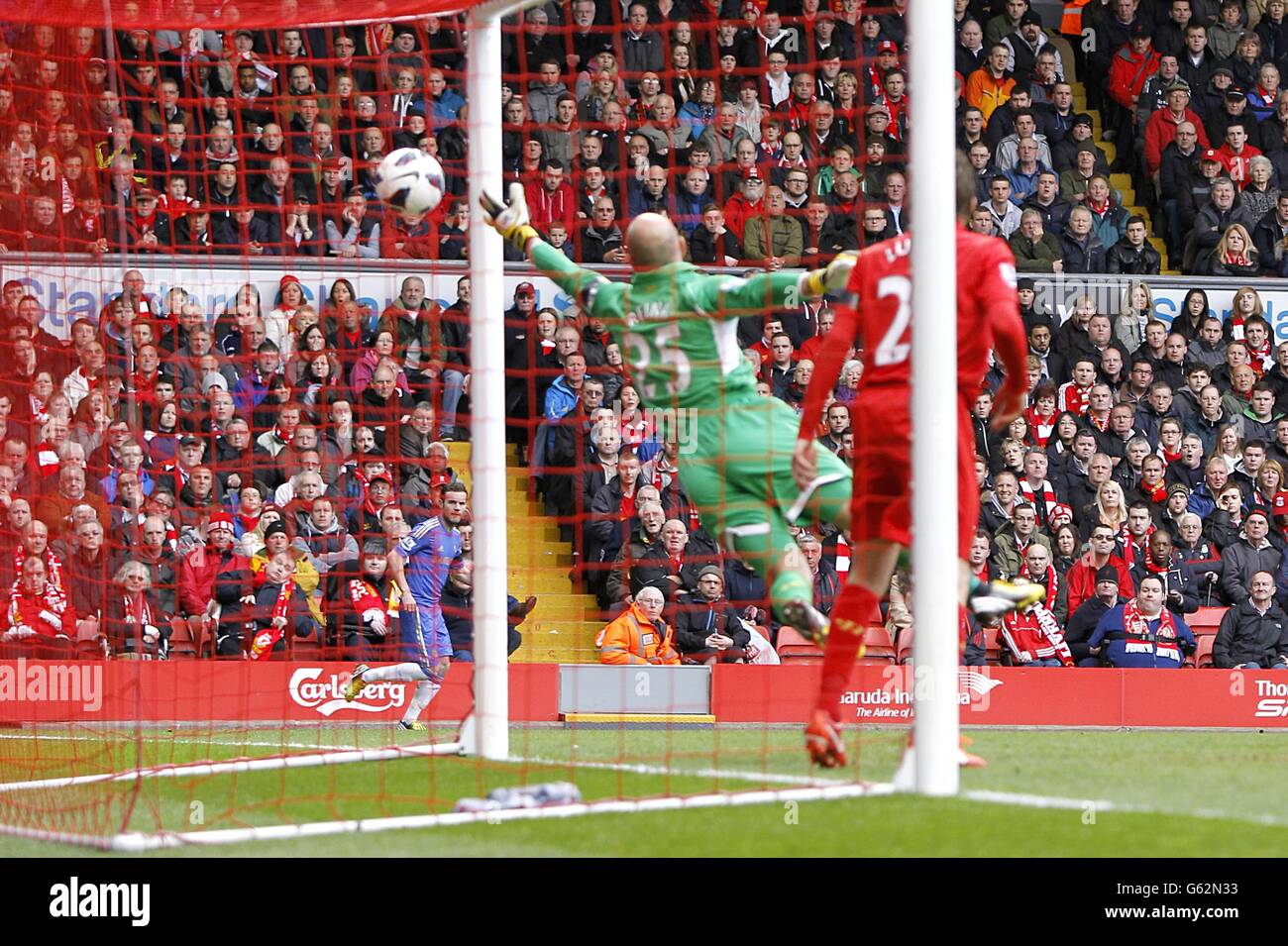 Liverpool goalkeeper Pepe Reina fails to save a shot from Chelsea's ...