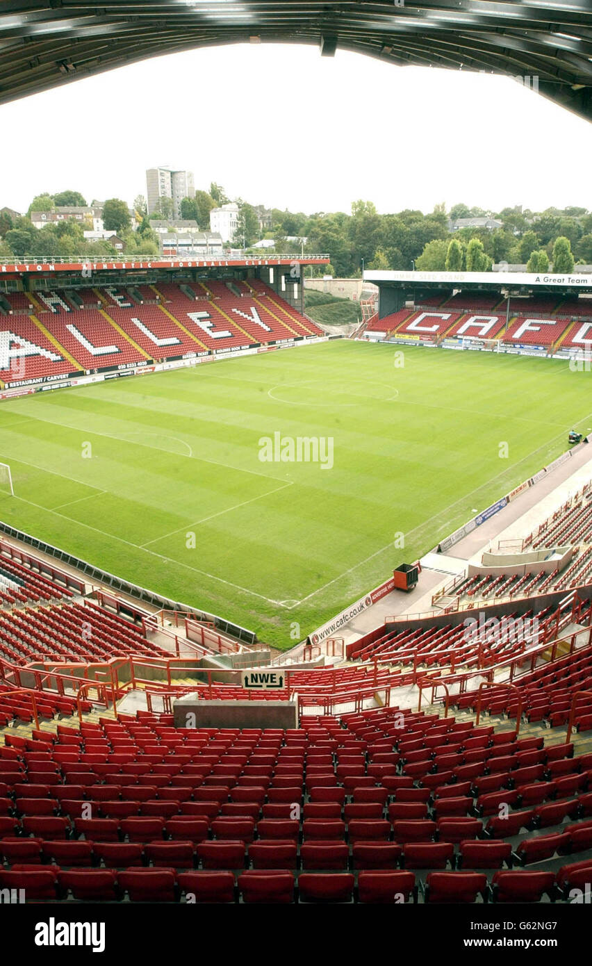 Home of charlton athletic football club in south london hi-res stock ...
