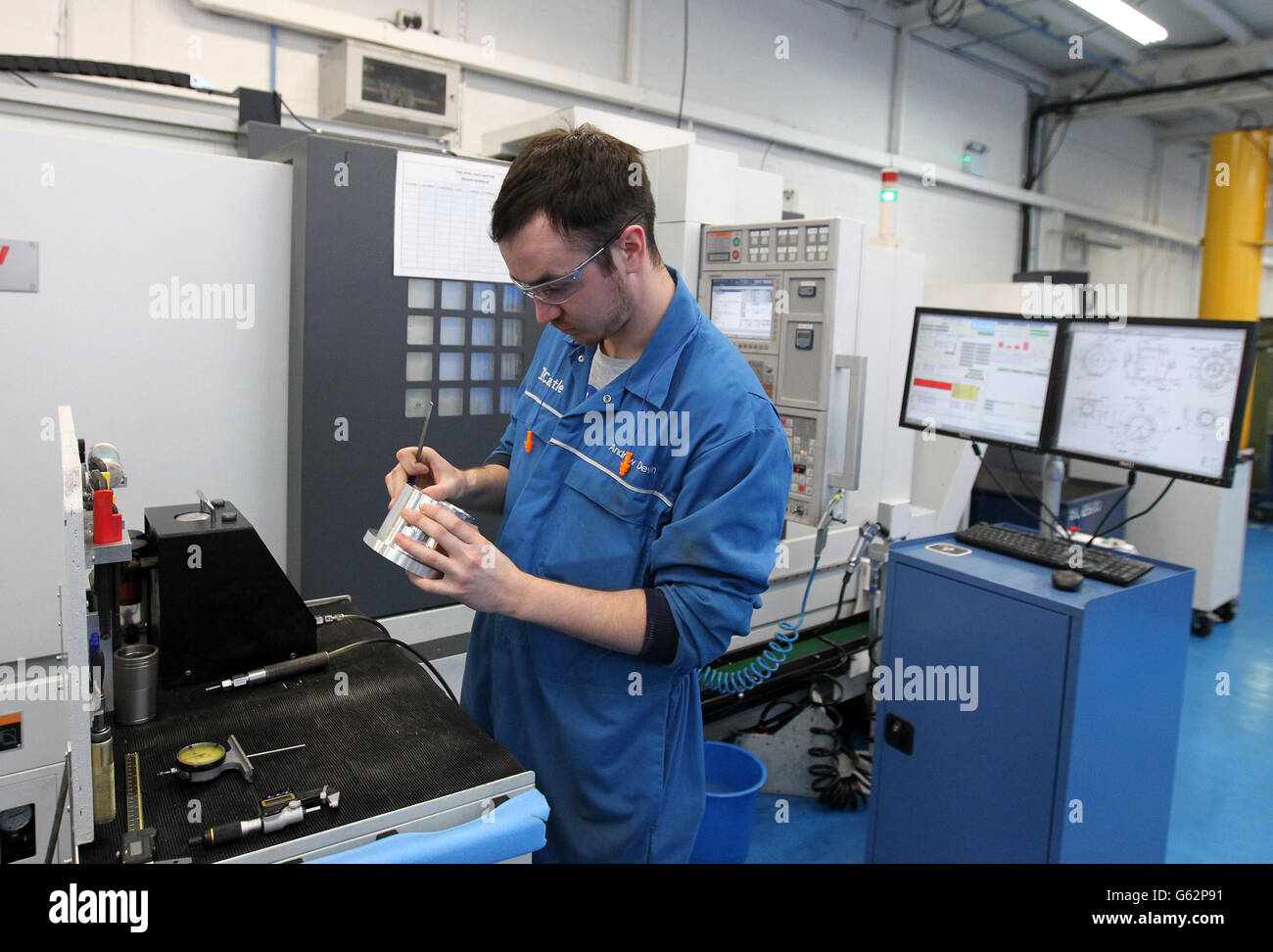 Castle precision engineering hi-res stock photography and images - Alamy