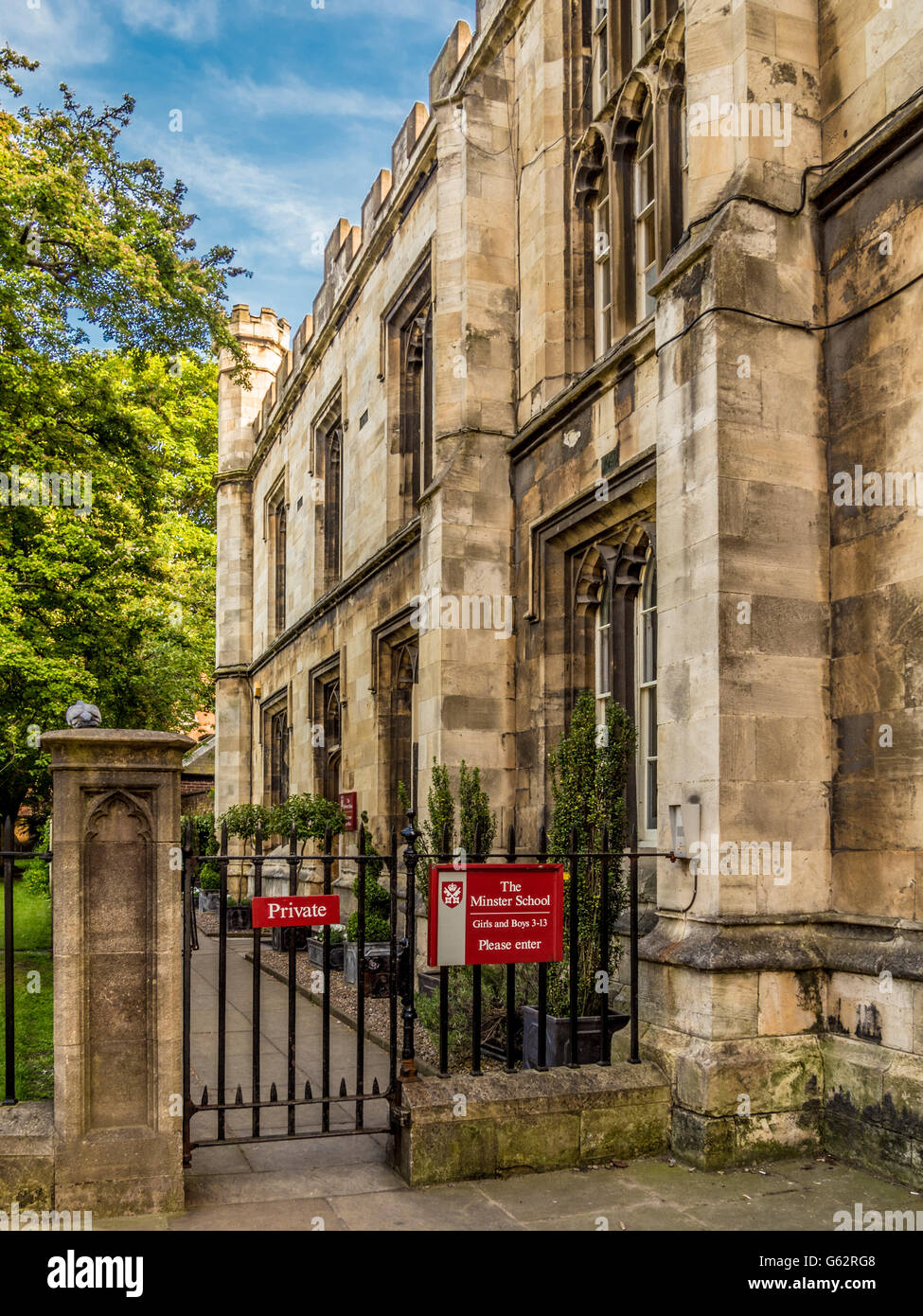 The minster school hi-res stock photography and images - Alamy