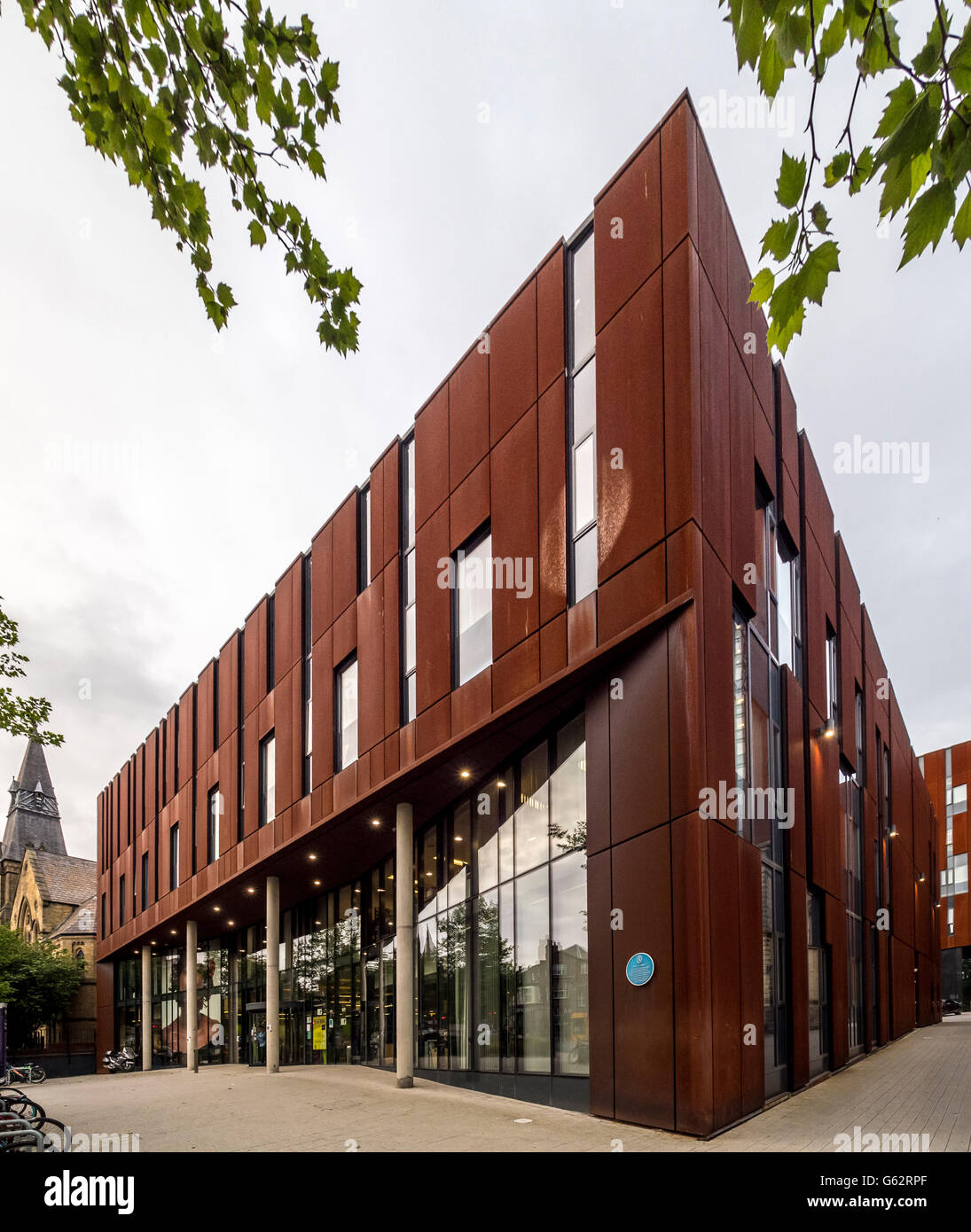 Corten steel building hi-res stock photography and images - Alamy