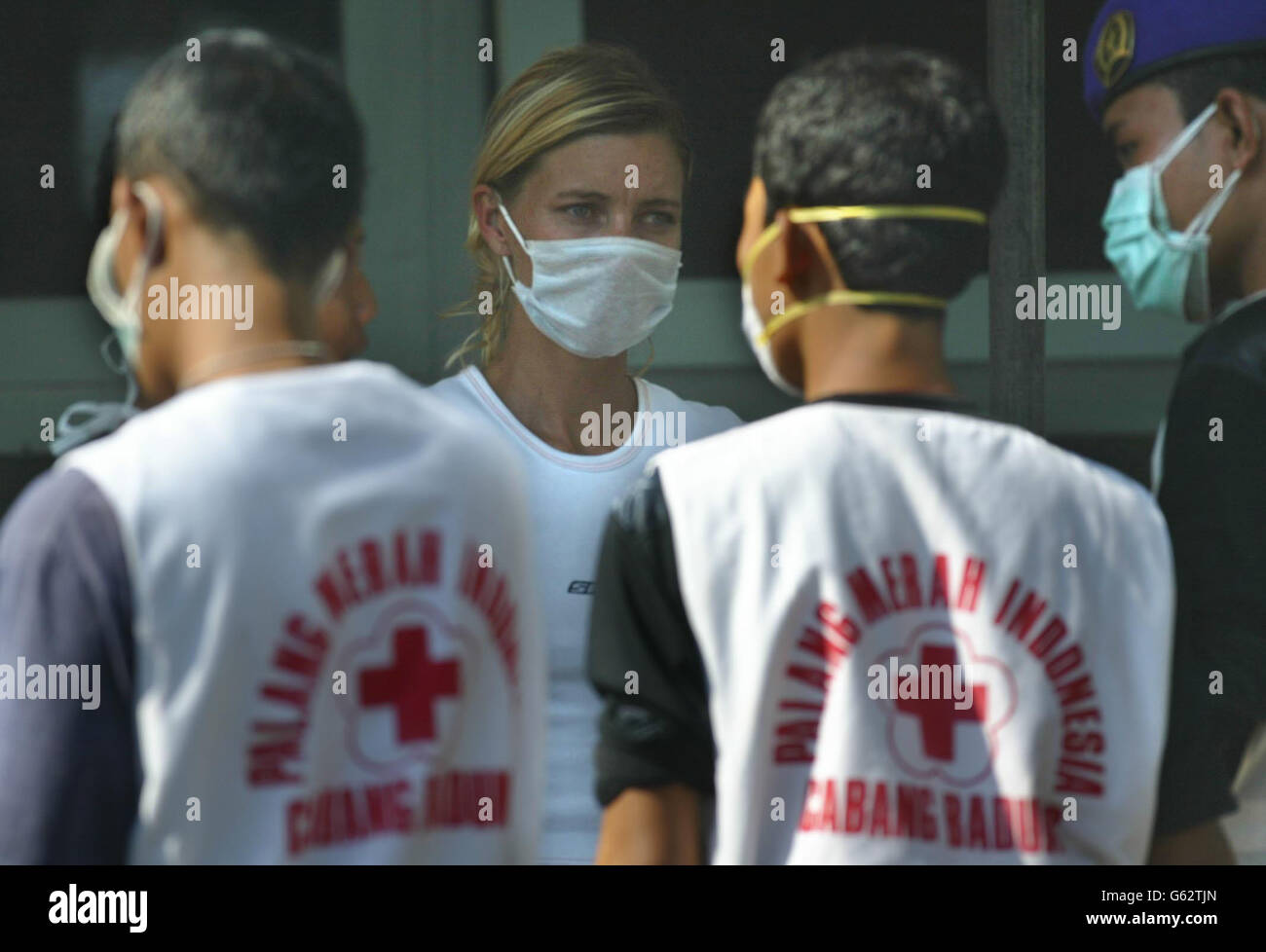 Bali Bomb - Red Cross Staff / Volunteers Stock Photo - Alamy