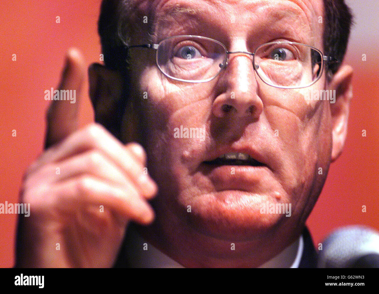 Leader of the ulster unionists david trimble hi-res stock photography ...