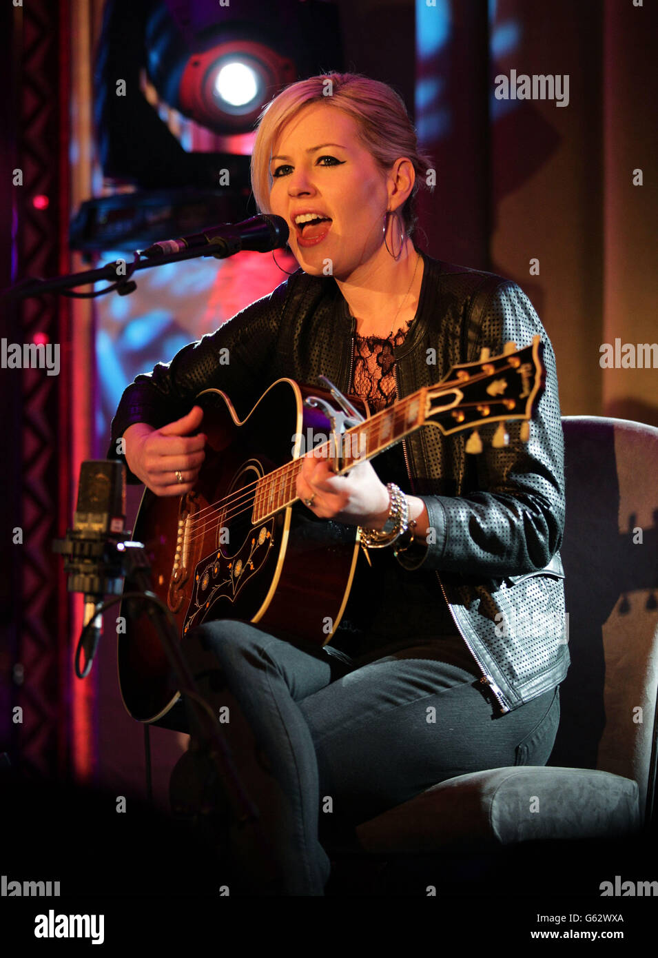 Dido in Concert - London Stock Photo - Alamy