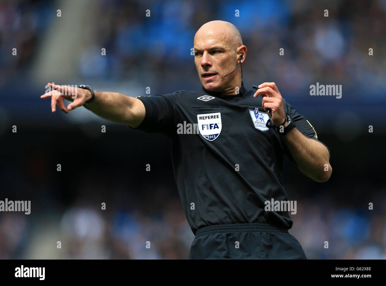 Howard webb manchester united hi-res stock photography and images - Alamy