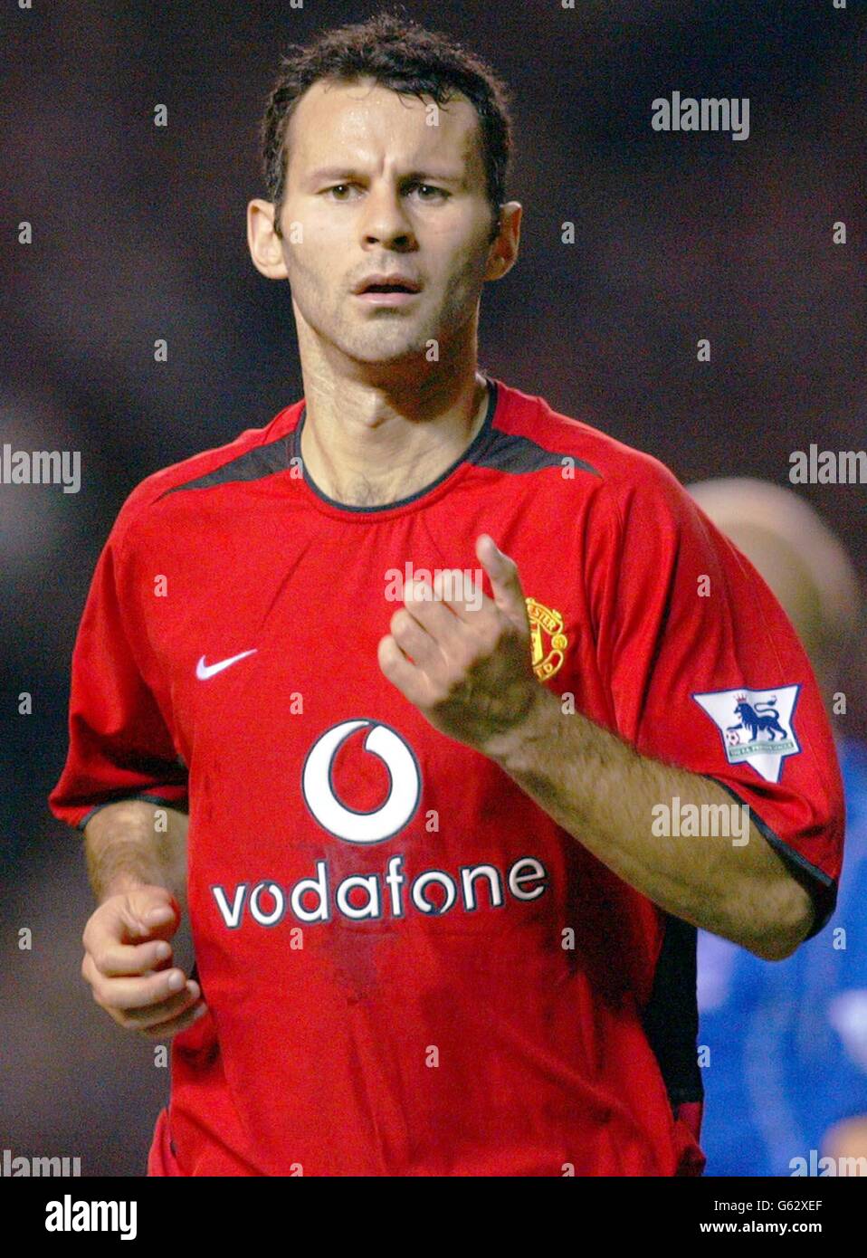 1 2 half length sport football ryan giggs hi-res stock photography and ...