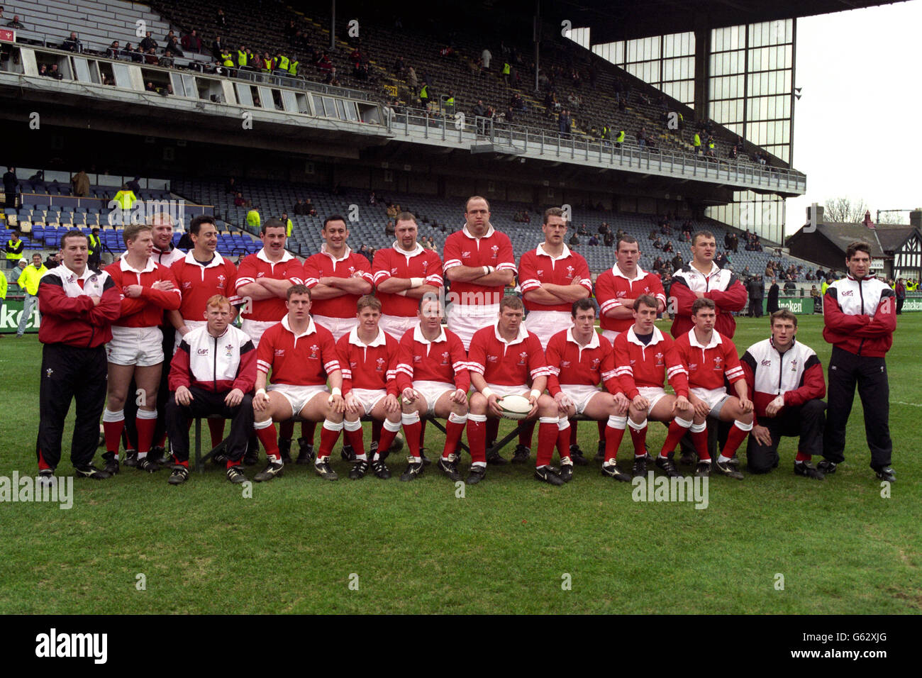 Ireland rugby team group 1996 hi-res stock photography and images - Alamy