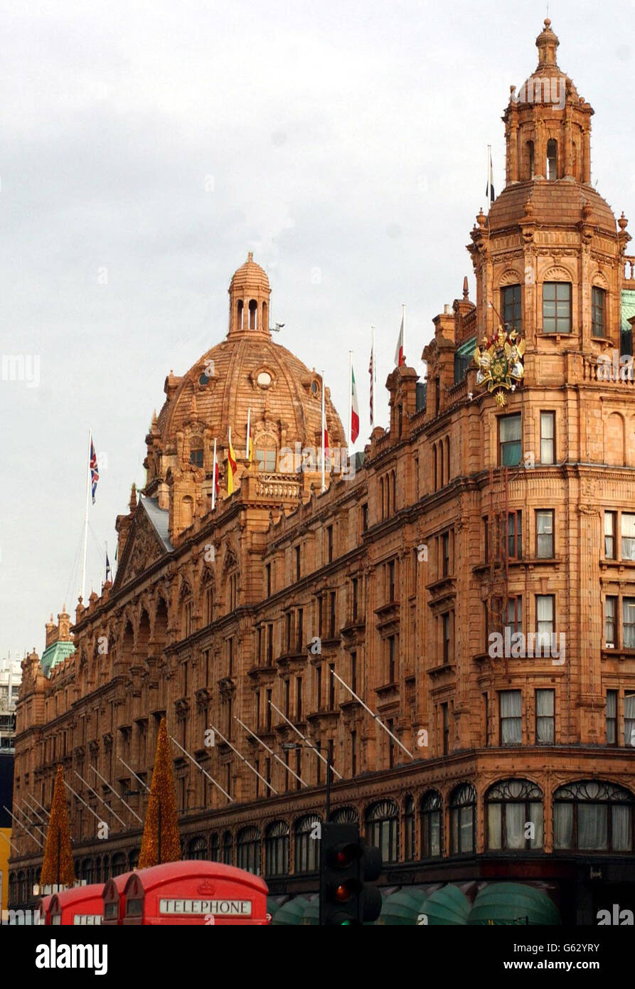 Harrods in Knightsbridge. General View of Harrods in London Stock Photo ...