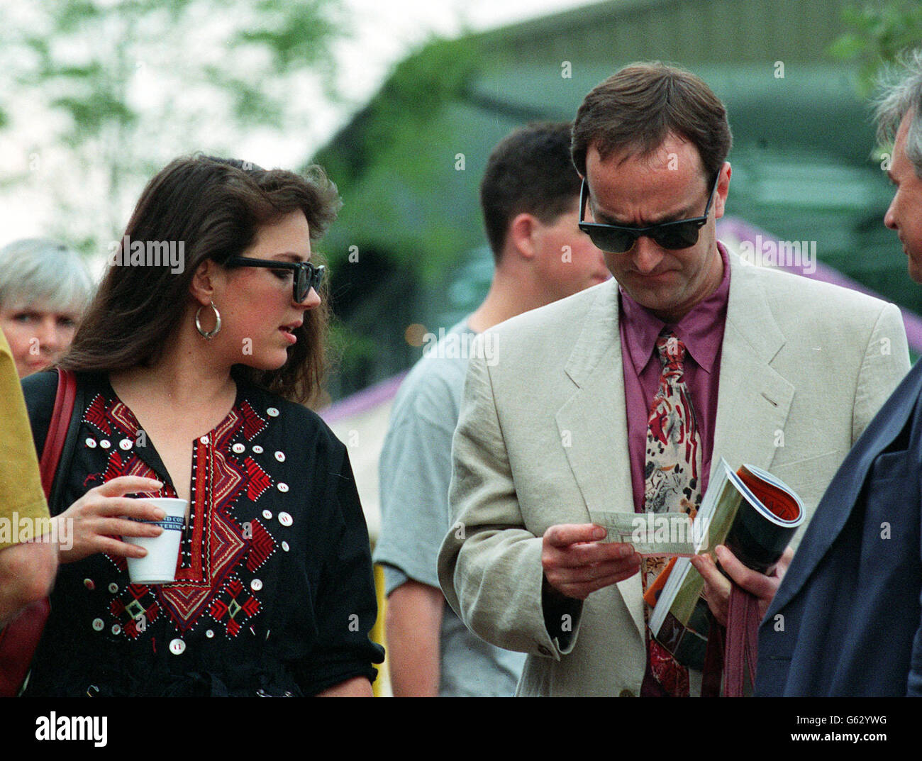 Angus deayton hi-res stock photography and images - Alamy