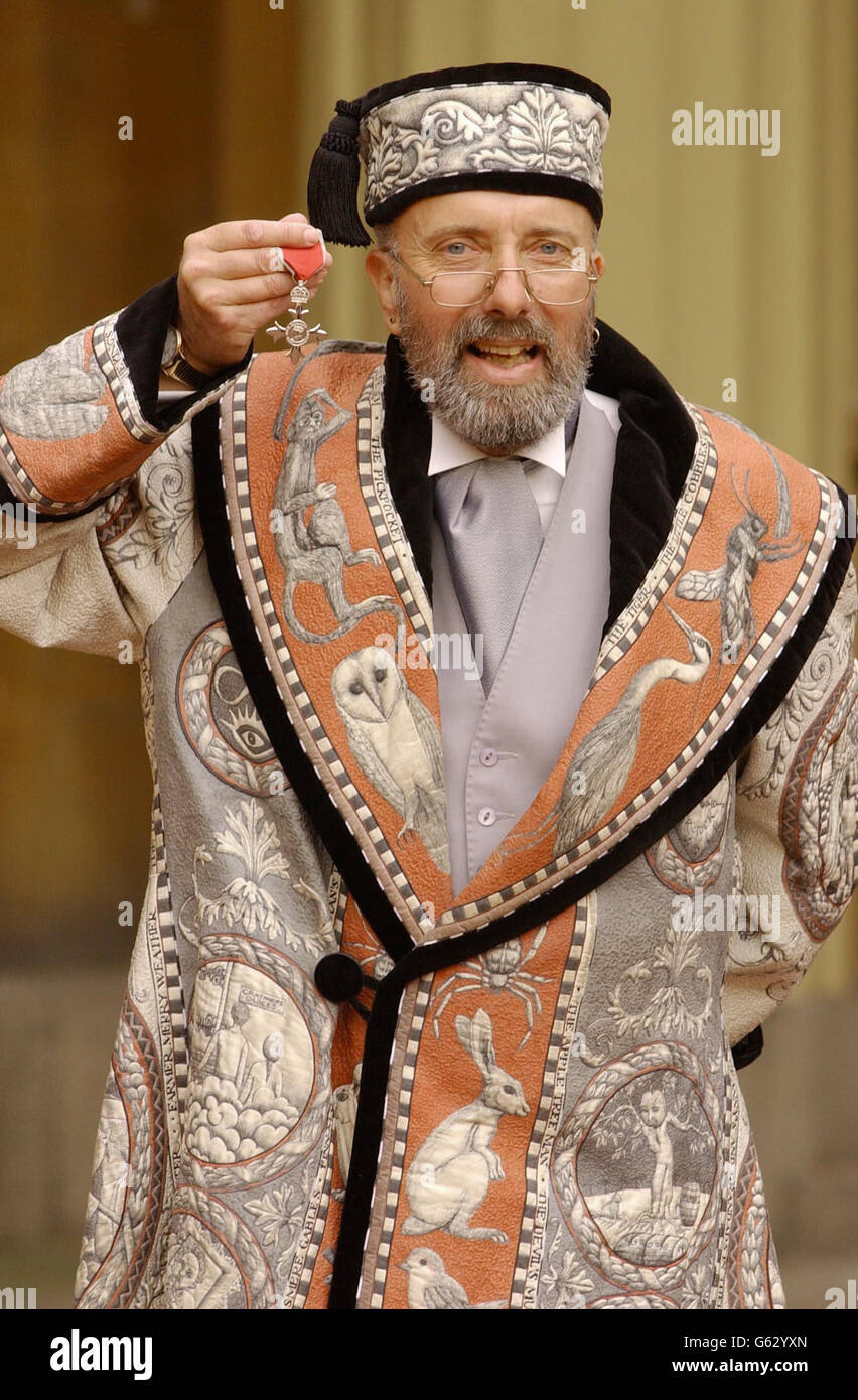 Wears his tale coat which cost 4 hi-res stock photography and images ...