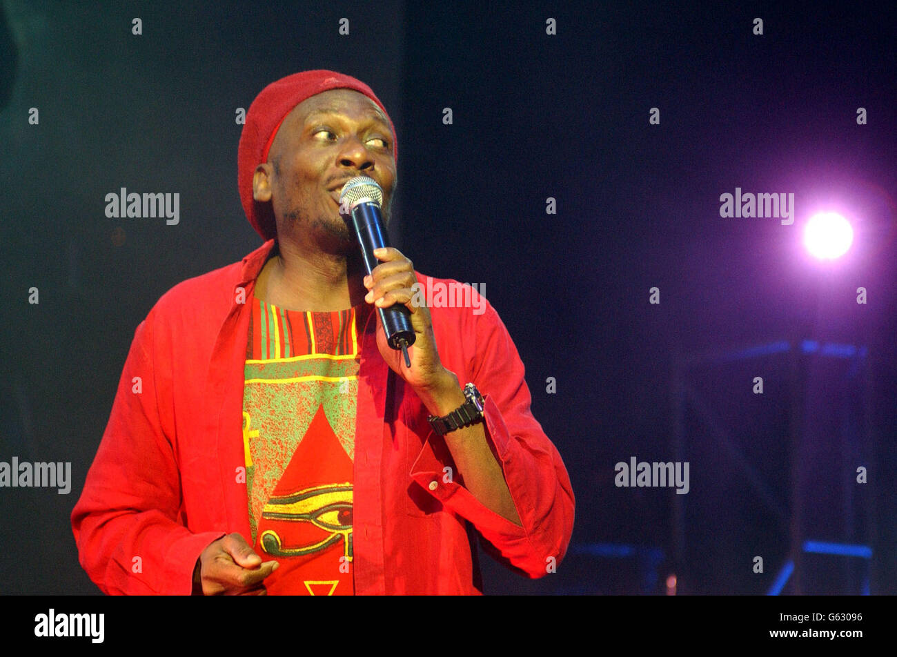 International day of peace logo hi-res stock photography and images - Alamy