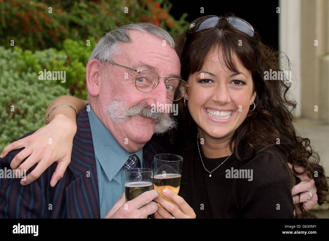Emmerdale 30th - Stan Richards Stock Photo - Alamy