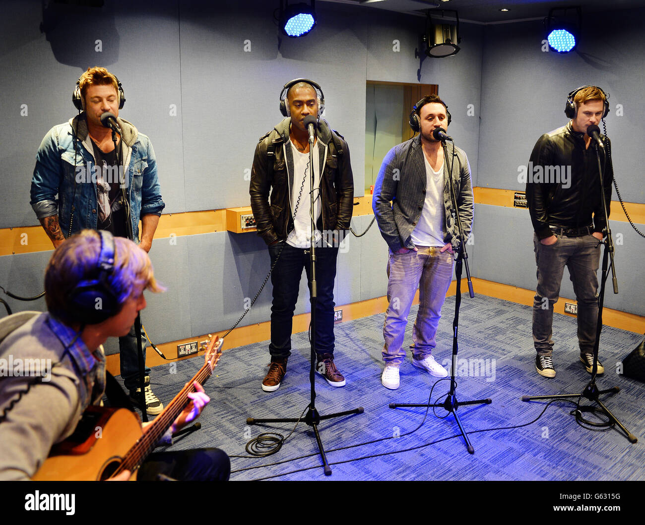 Standing left to right duncan james hi-res stock photography and images ...