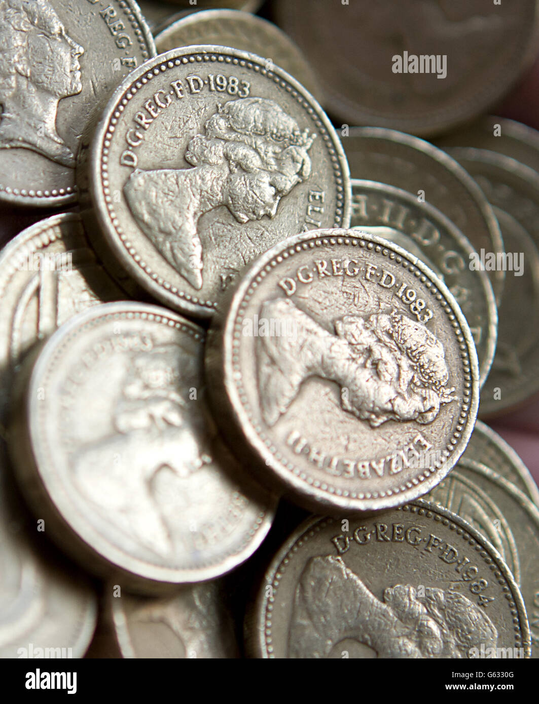 1 coin to celebrate 30th birthday Stock Photo - Alamy