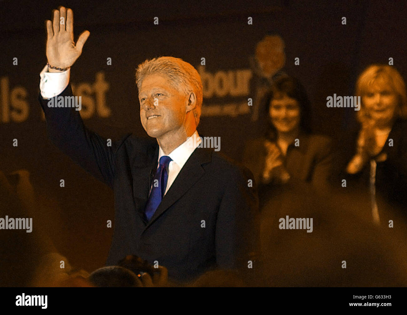 Illuminati Bill Clinton Waving