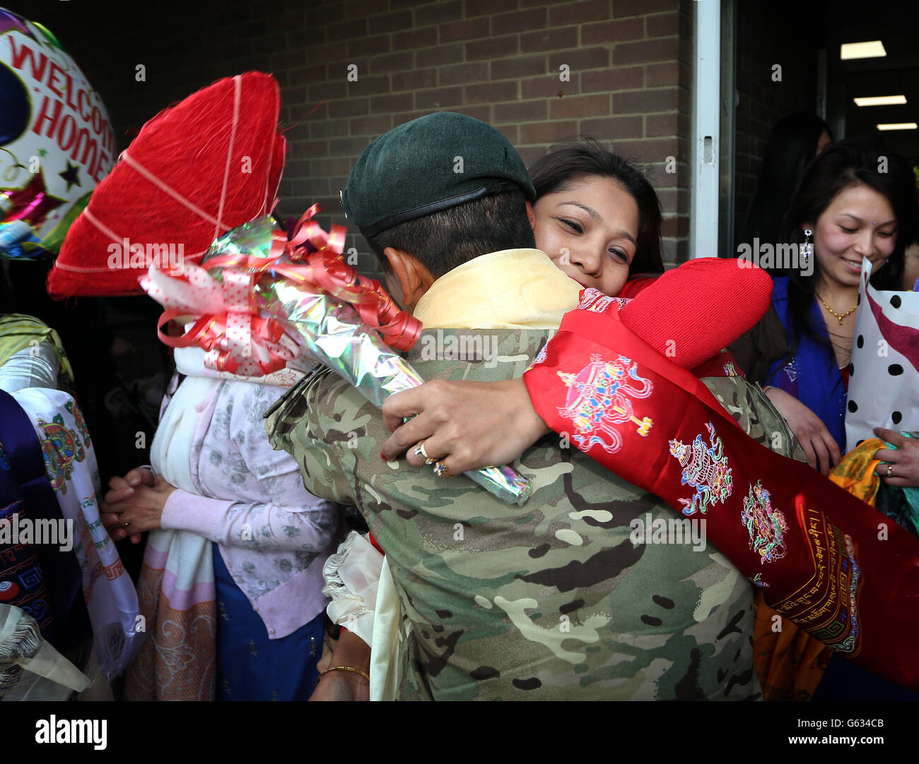 Gurkhas arrive home Stock Photo - Alamy
