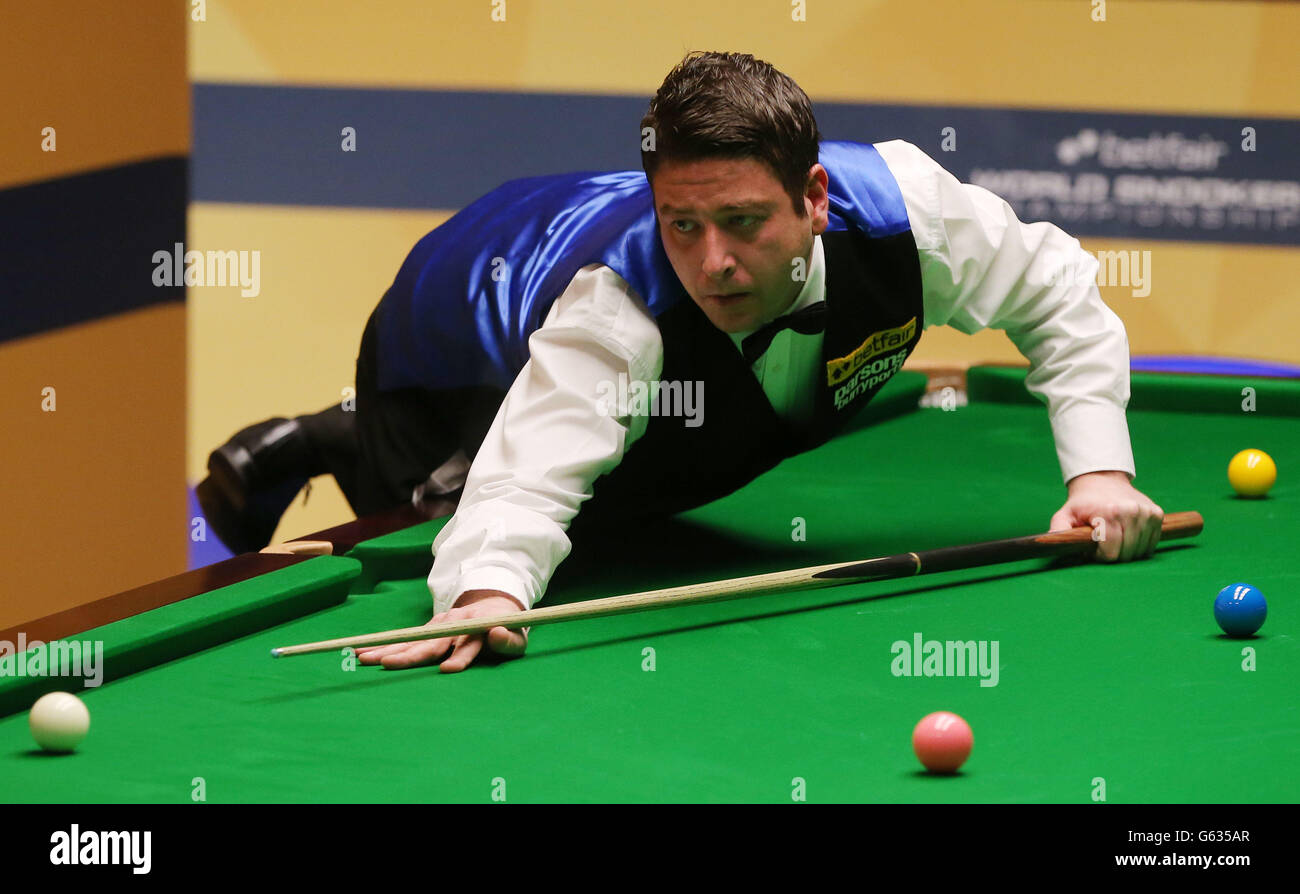 Snooker - Betfair World Championships - Day Four - The Crucible. Wales ...