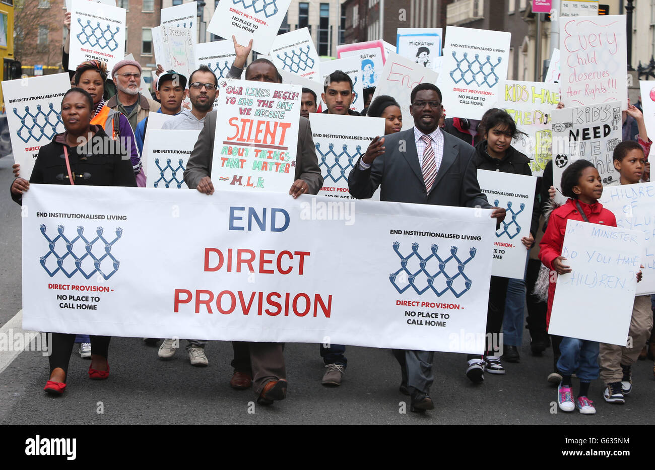 Asylum protest march in dublin hi-res stock photography and images - Alamy