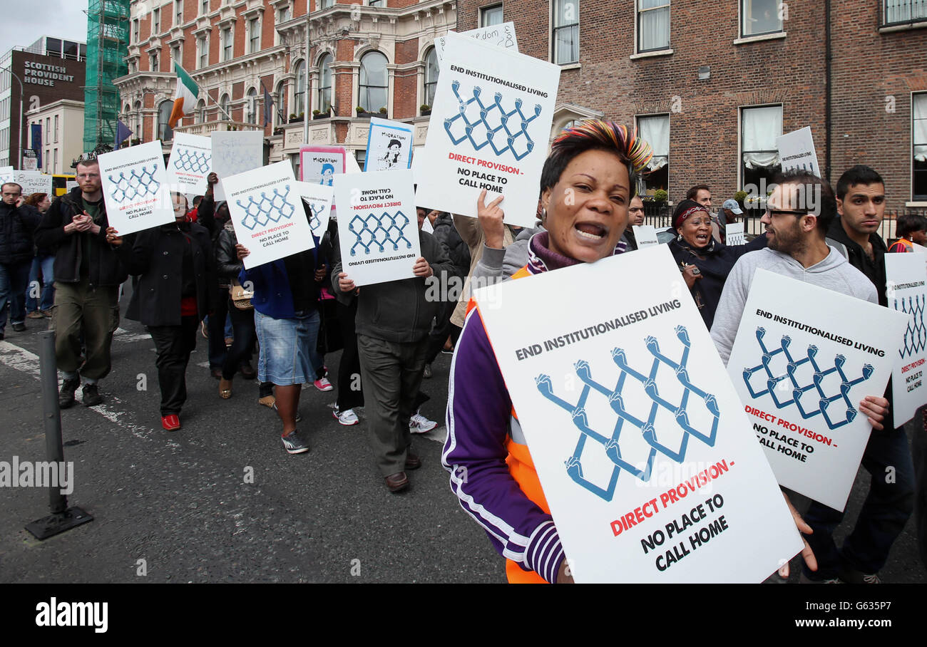 Asylum rights are human rights hi-res stock photography and images - Alamy