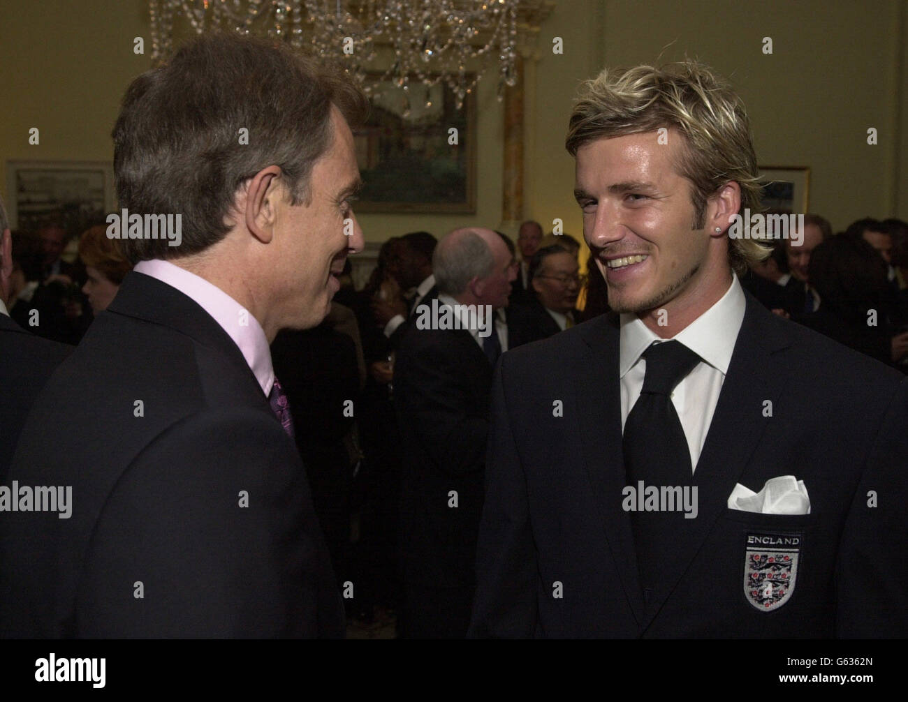 Tony Blair & David Beckham - Downing Street Stock Photo - Alamy