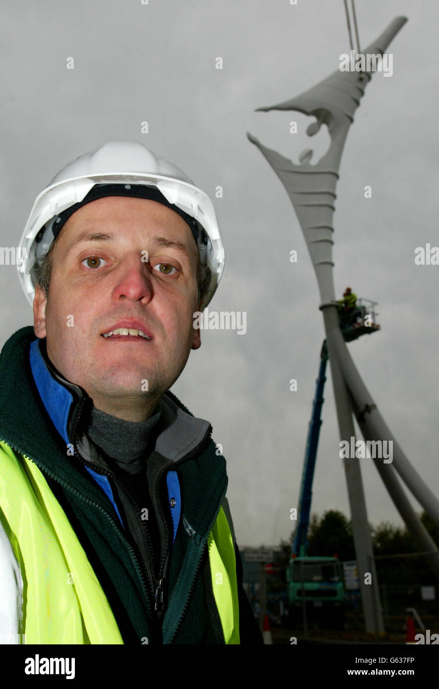 M62 sculpture hi-res stock photography and images - Alamy