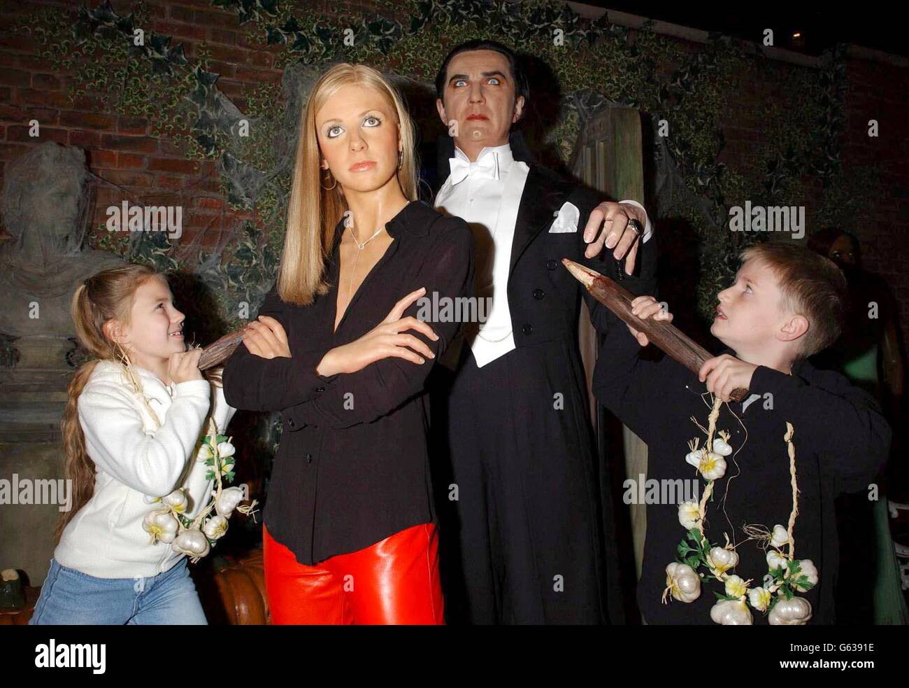 Buffy the vampire slayer gellar hi-res stock photography and images - Alamy