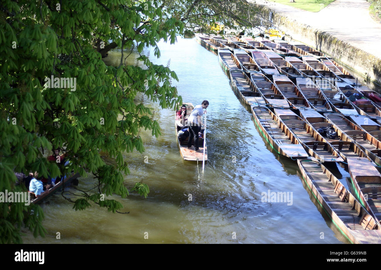 Warm may day hi-res stock photography and images - Alamy