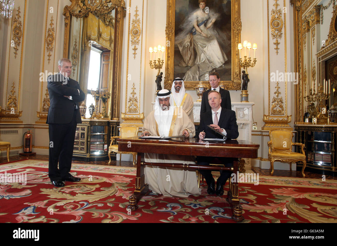 Sheikh hamed bin zayed al nahyan hi-res stock photography and images ...