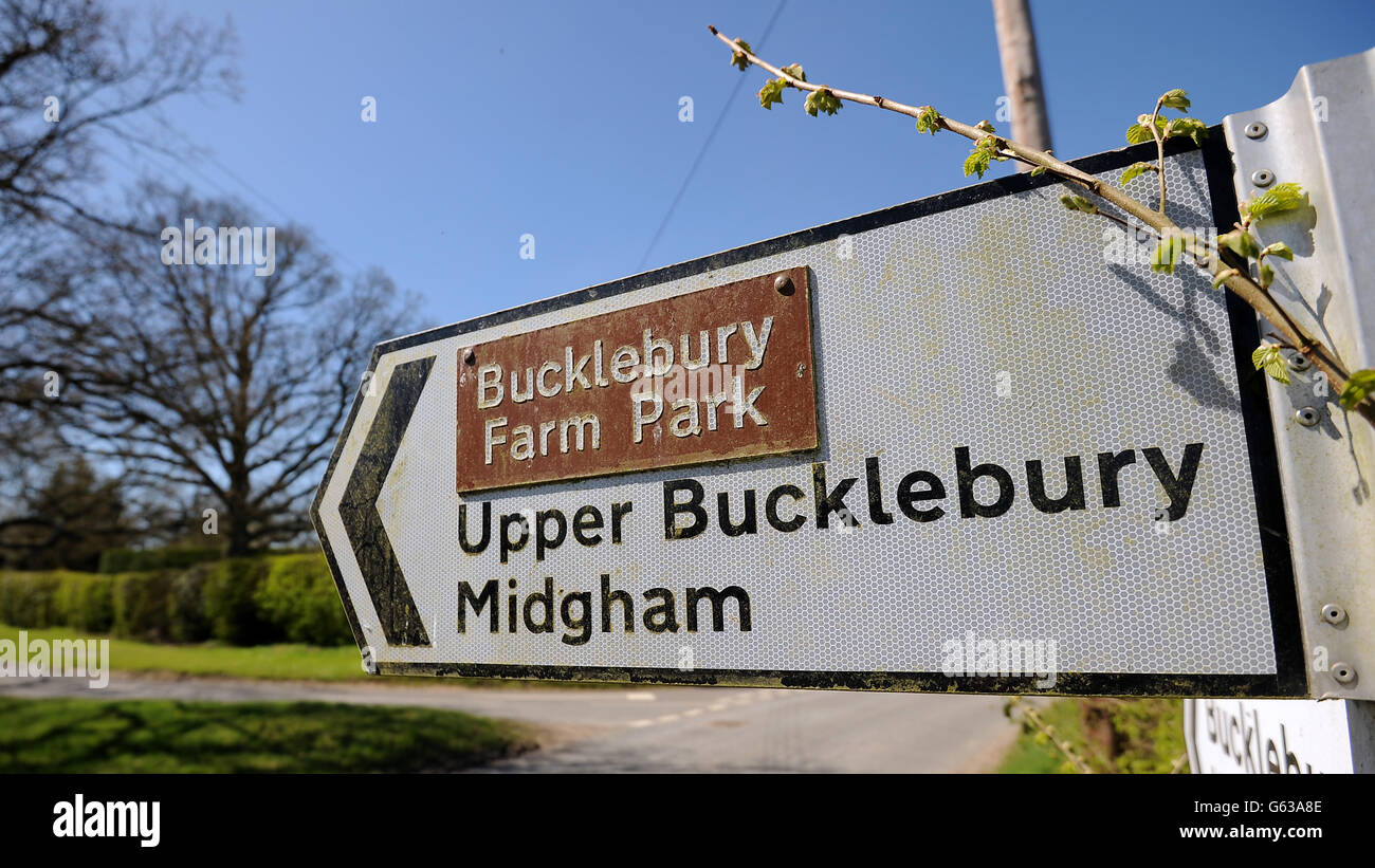 Bucklebury village hi-res stock photography and images - Alamy