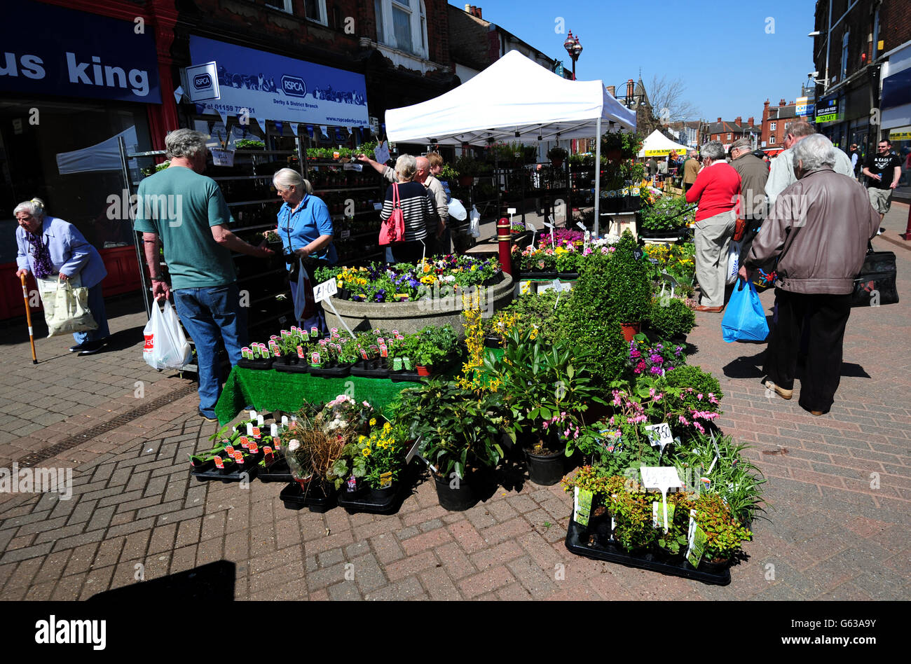 Long Eaton High Street stock Stock Photo - Alamy