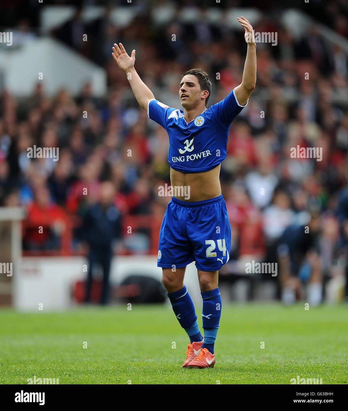 Nottingham forest goal celebration hi-res stock photography and images ...