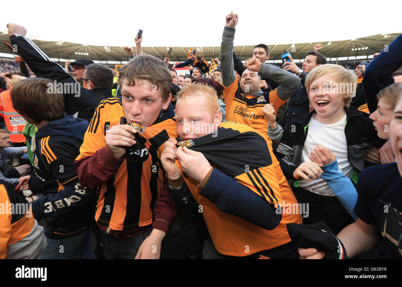 Soccer football league championship hull city cardiff city kc stadium ...