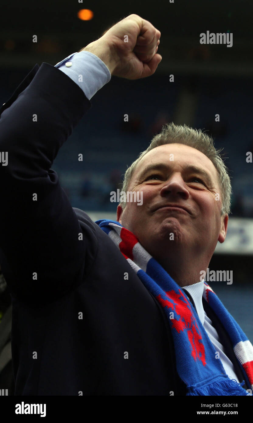 Ally mccoist third division trophy hi-res stock photography and images ...