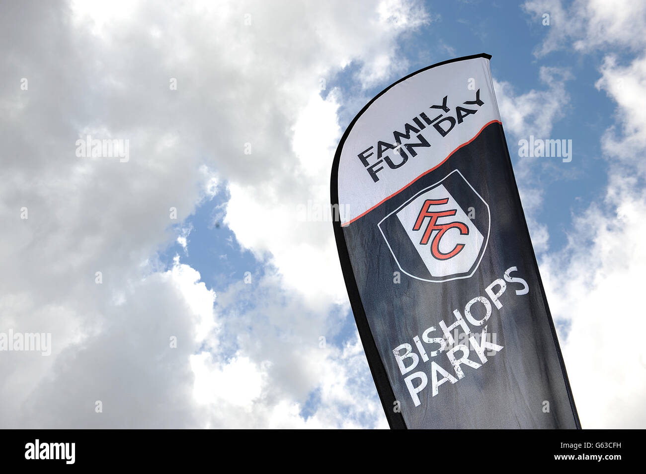 Sign signage ampics hi-res stock photography and images - Alamy