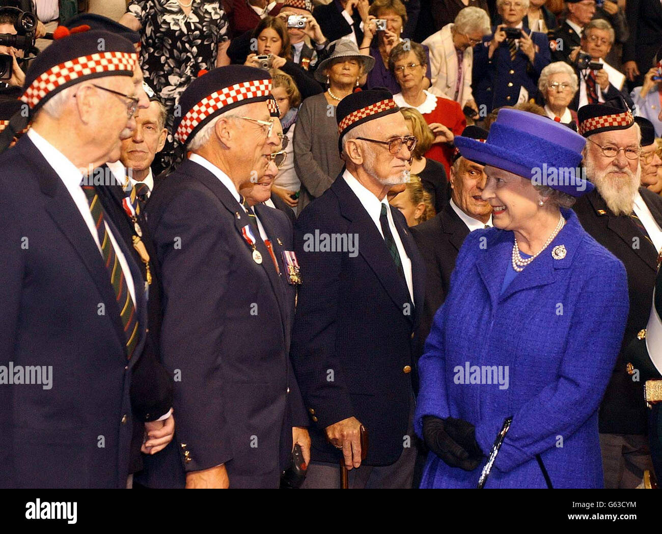 Queen Elizabeth II meets veterans of the Argyll and Sutherland ...