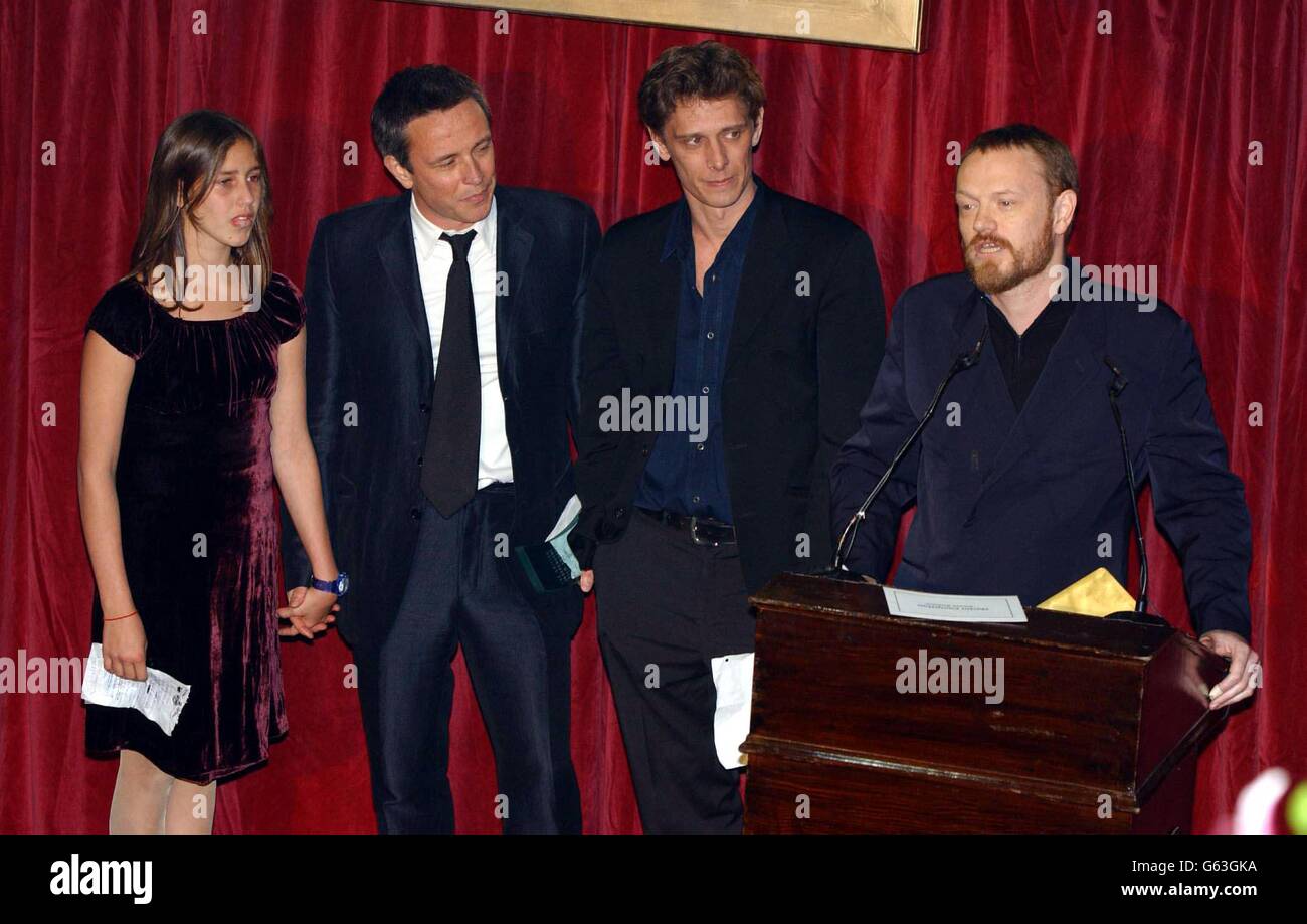 Richard harriss granddaughter ella and sons from left damian hi-res ...