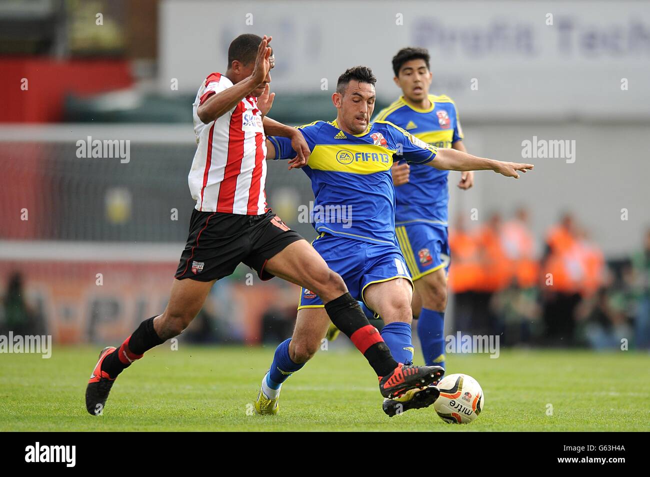 Gary roberts brentford hi-res stock photography and images - Alamy