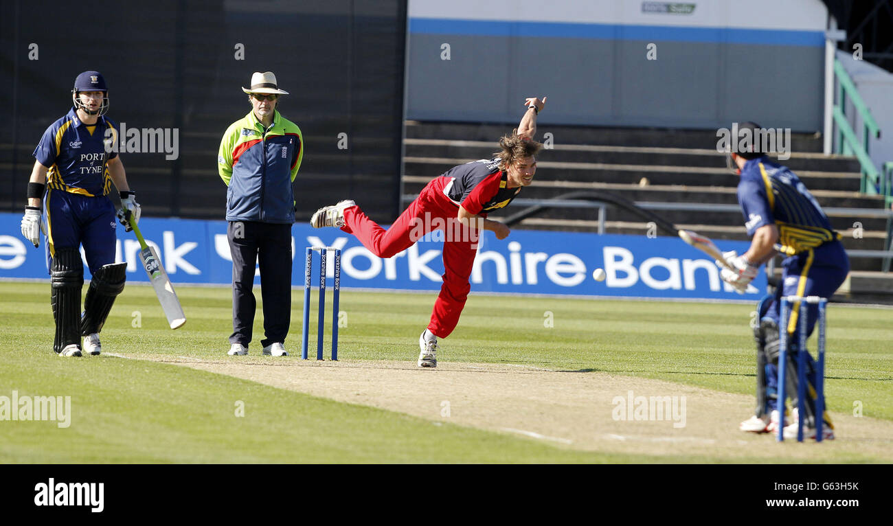 Lancashire Lightning's Oliver Newby bowls during the Yorkshire Bank 40 ...