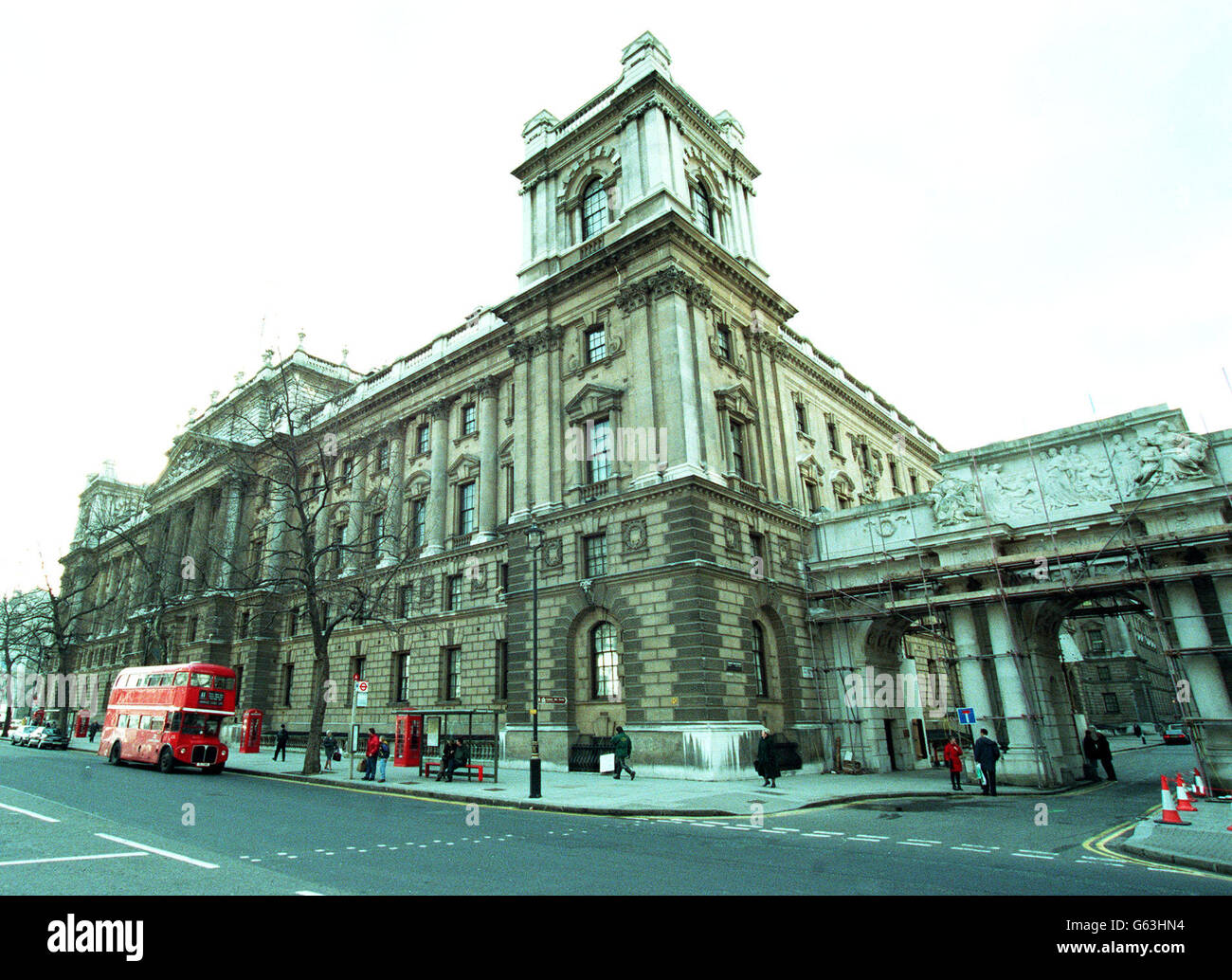 The treasury building in whitehall hi-res stock photography and images ...