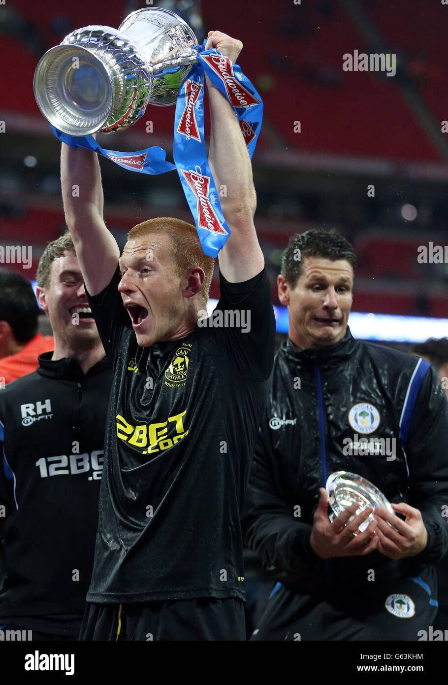 Ben watson fa cup hi-res stock photography and images - Alamy
